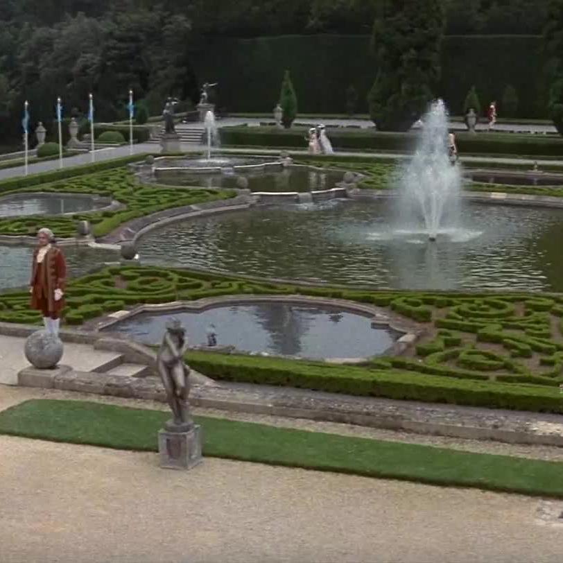 Count Da Money! De Monet! Say it... Mo - nay! Say it with me, Mo - nay ...