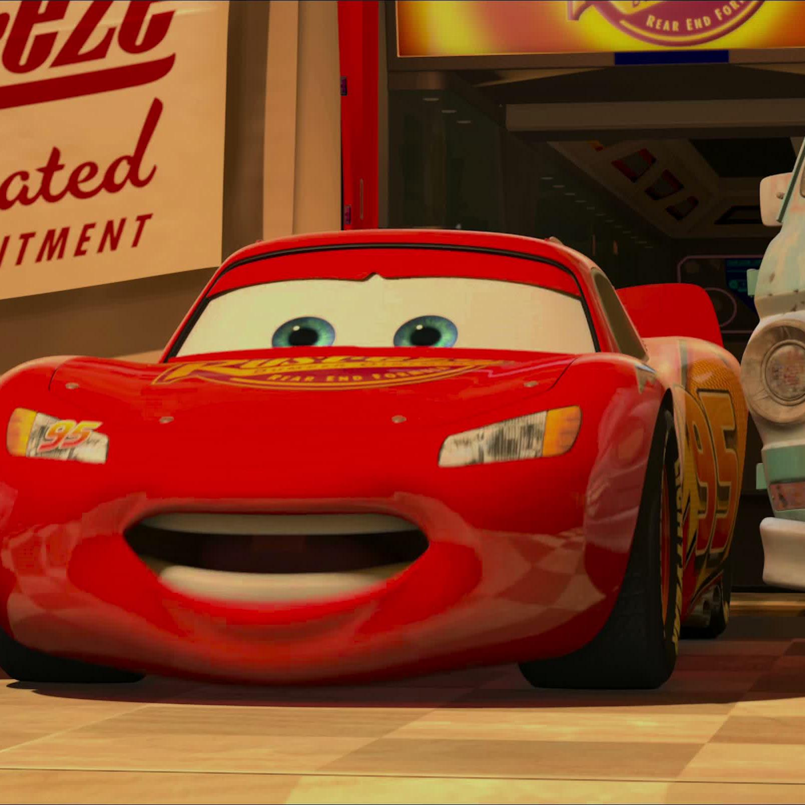 - Ladies and gentlemen,- Lightning McQueen! Free Bird! You know, the ...