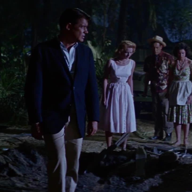 No dinosaurs, no shack. And worst of all, no O'Leary. Hey, boss! O ...