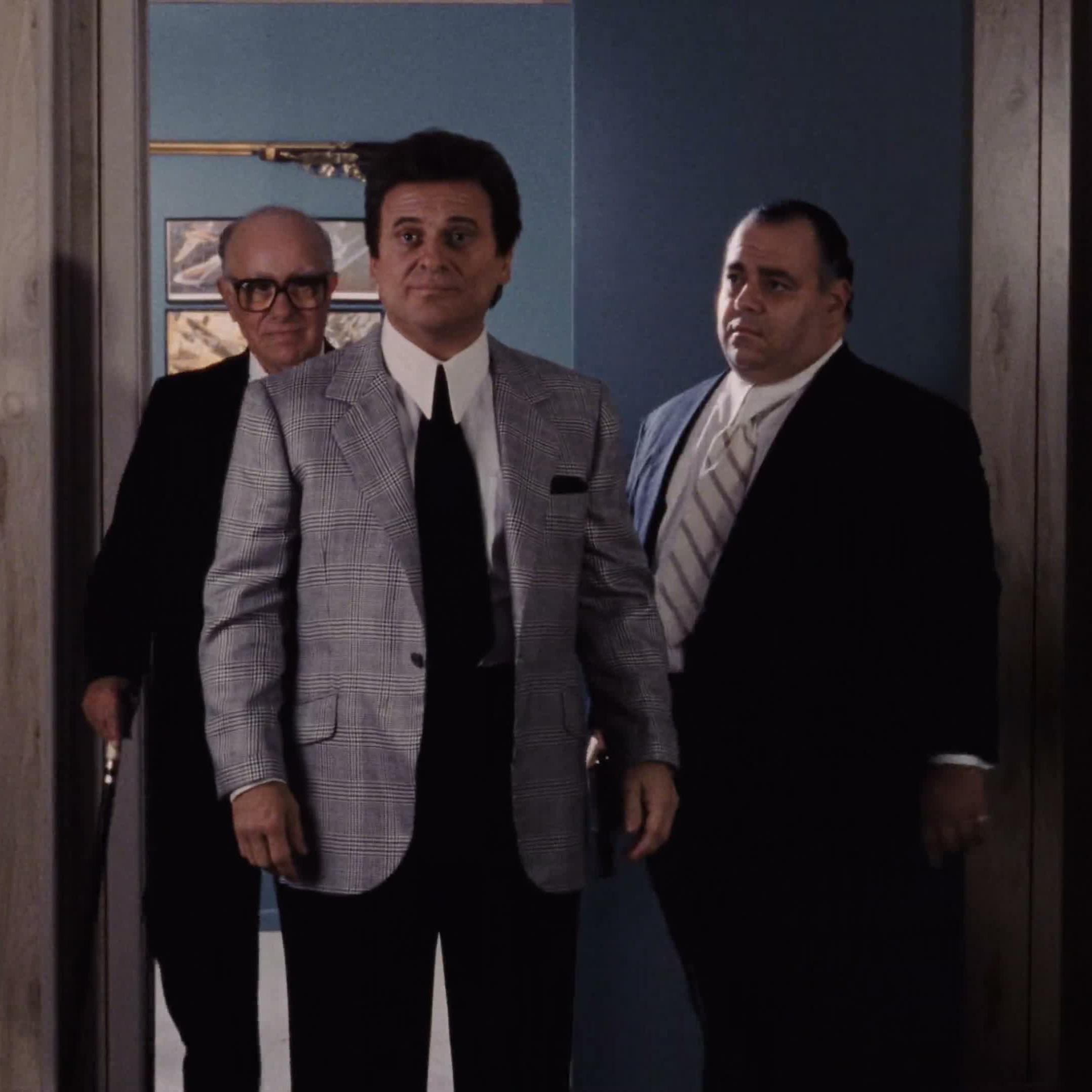 OH, NO. YEAH. YEAH. WHO'S THIS? THIS IS VINNIE. VINNIE,WHAT HAPPENED ...