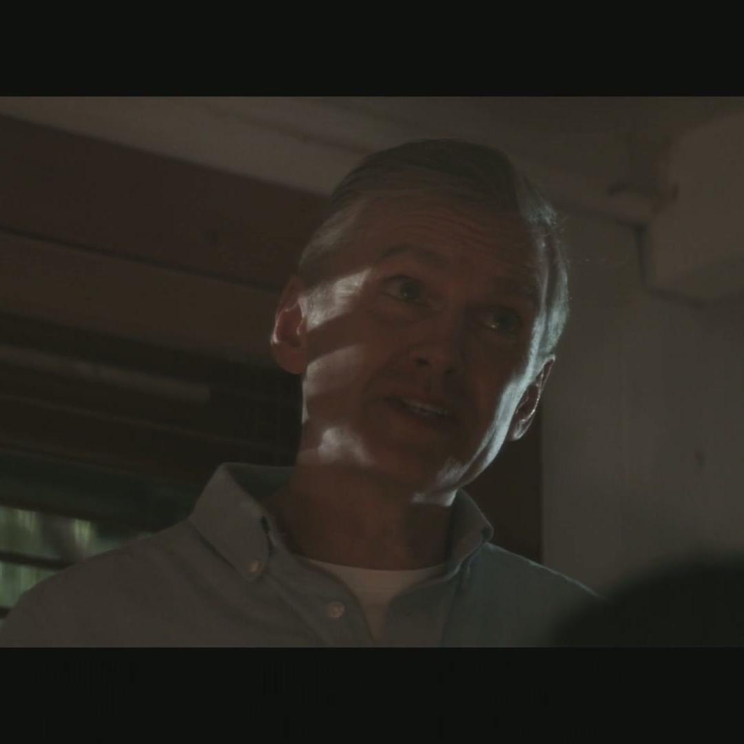 Please, don't shutdown the camp officer. - Piglet | Clip.Cafe