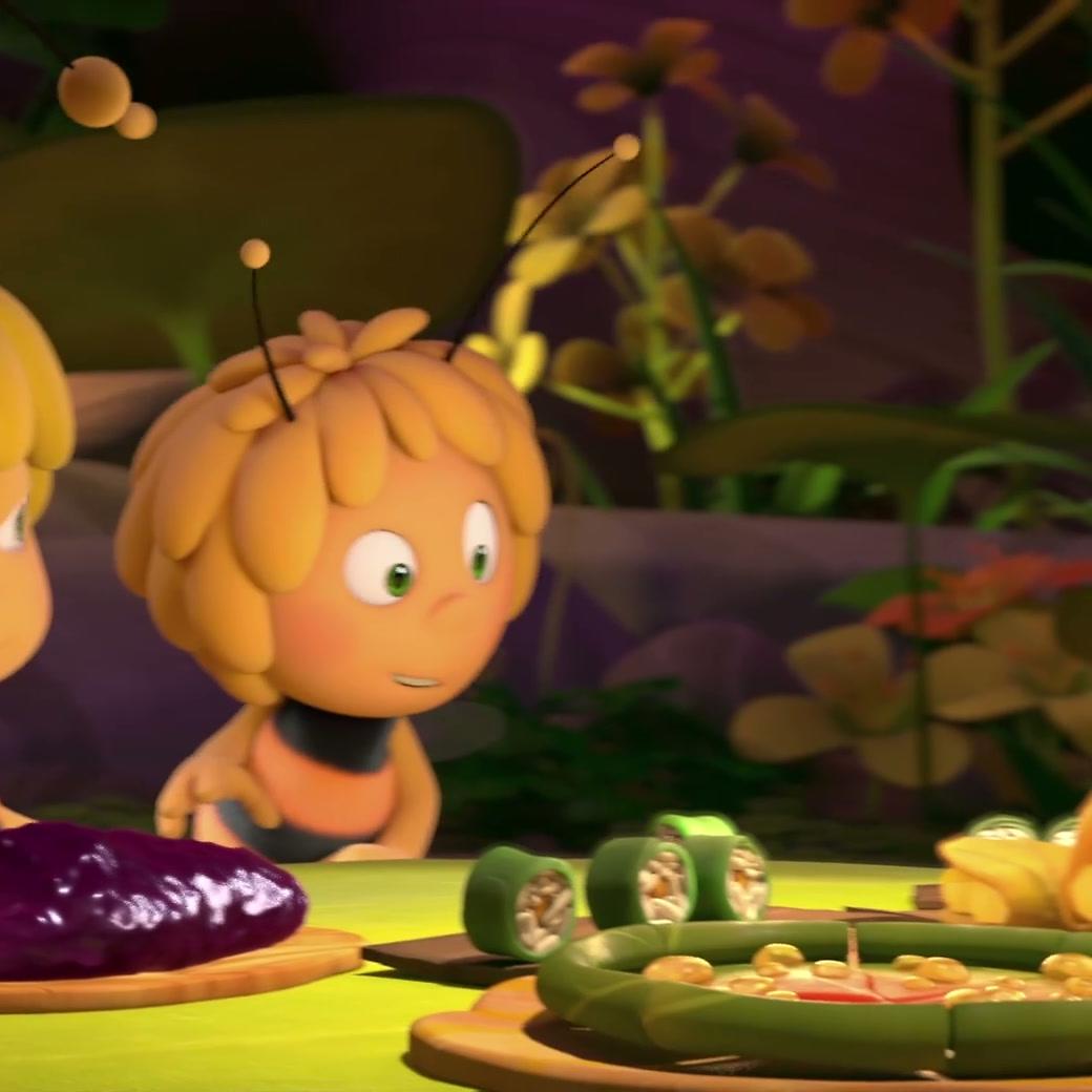 Spotty, Dottyand Lotty are there. - Maya the Bee: The Honey Games ...