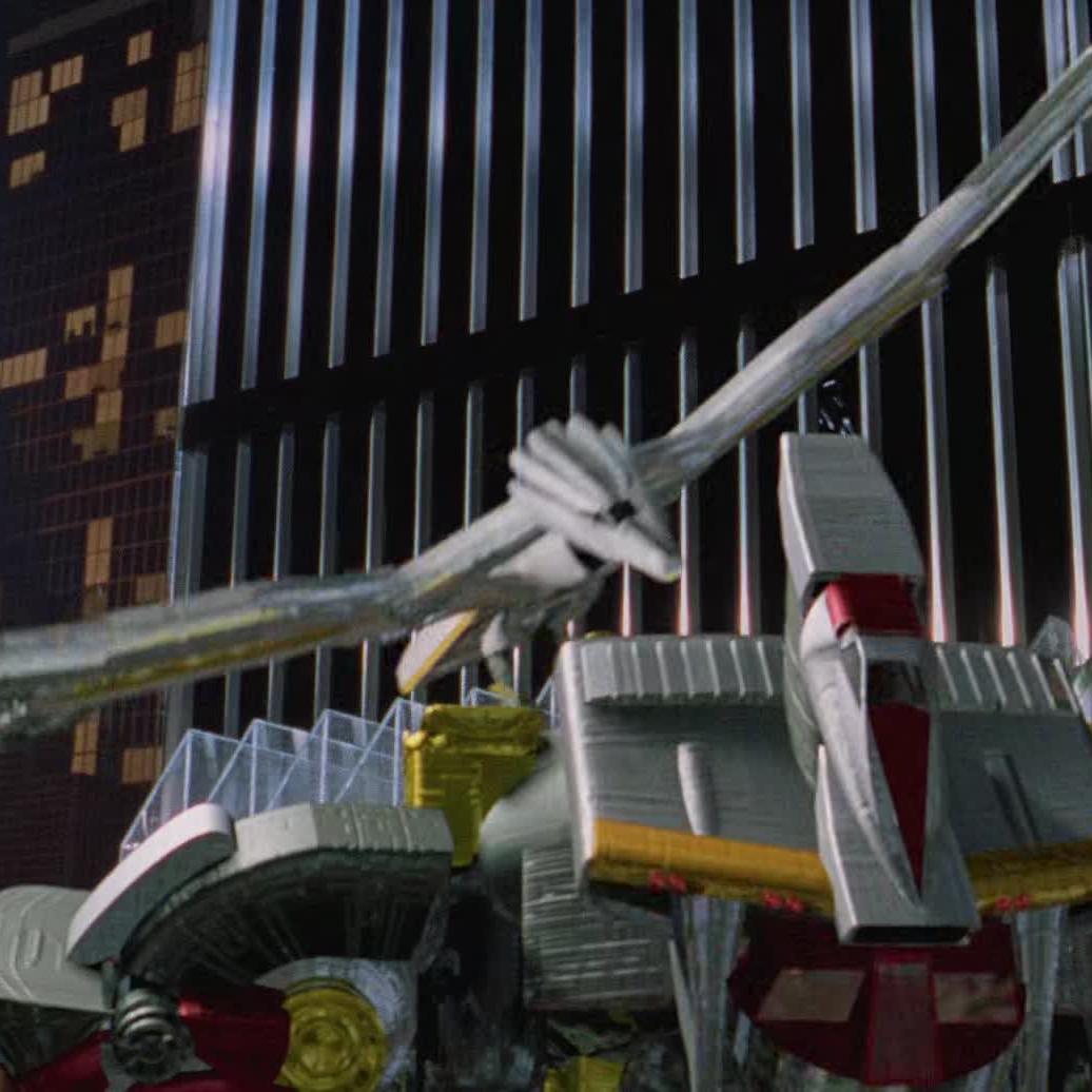 Tommy, get your butt down here. Falcon Zord, coming in to complete ...