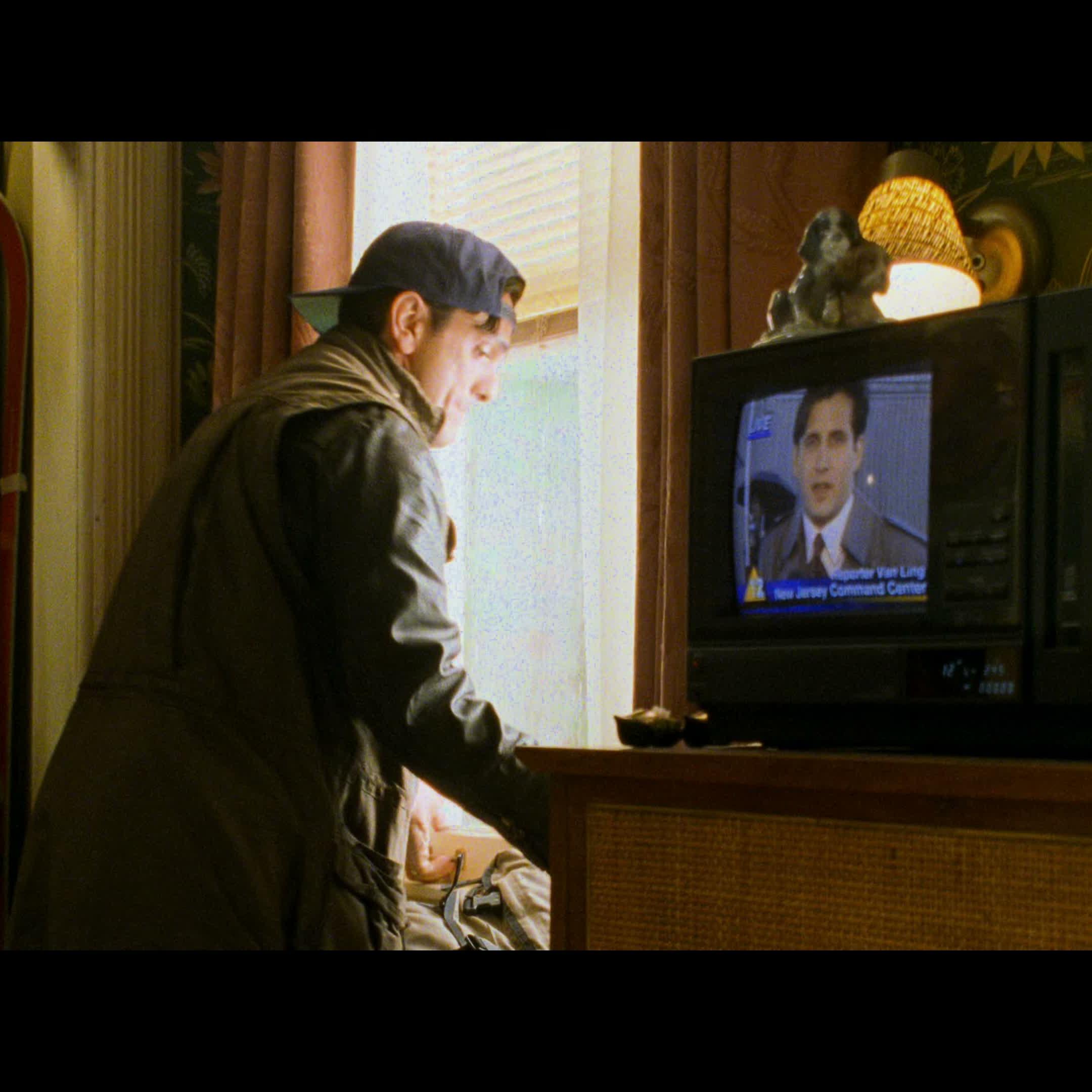What are you doing? Can't let Lucy know.She'll hurt me. - Godzilla ...