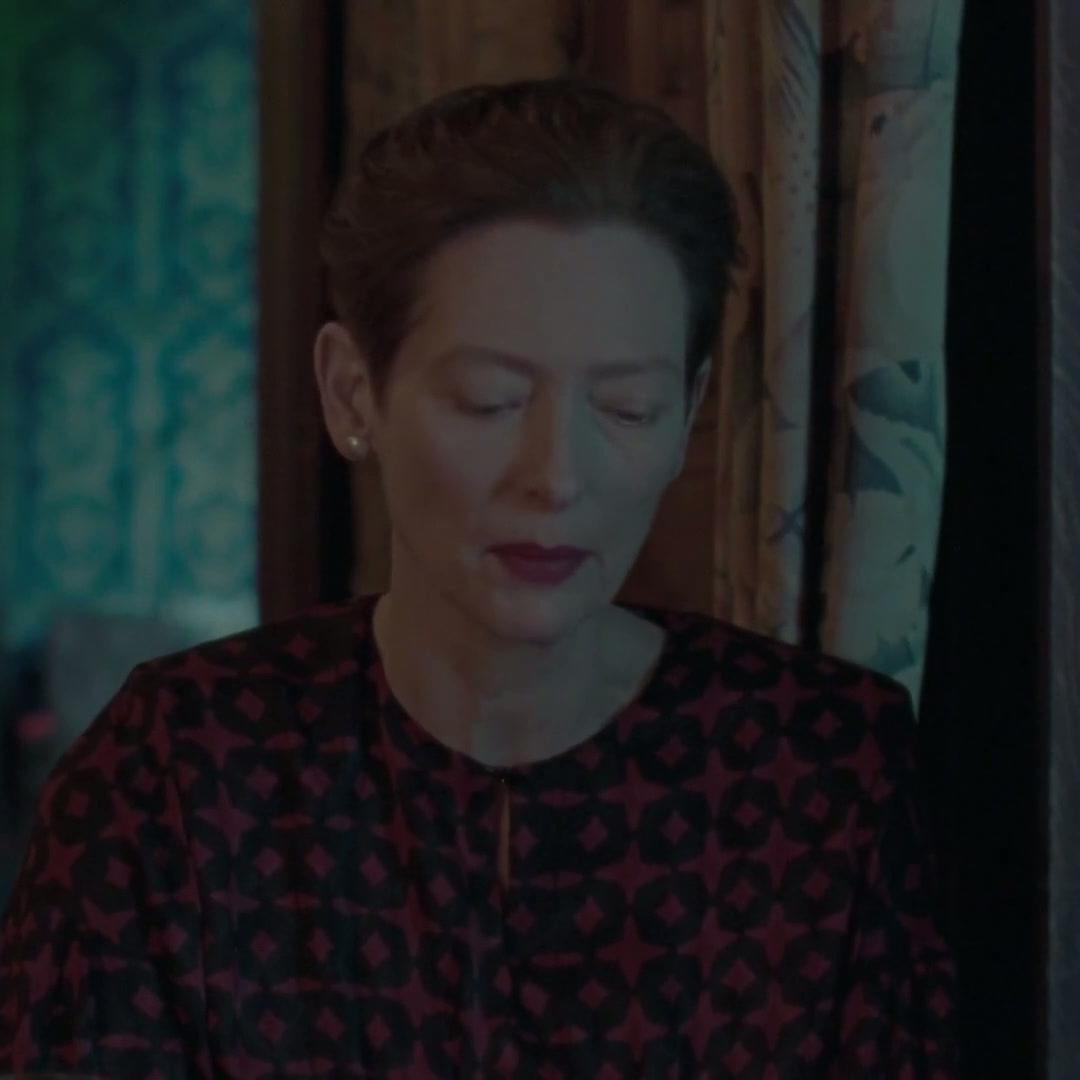 Yeah, we can...Yeah, we can order later. - The Eternal Daughter | Clip.Cafe