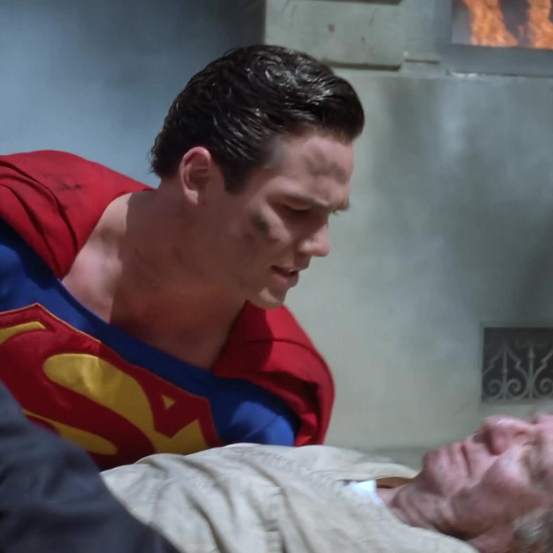 You'll be okay now.- Superman. (male #2)'You did a great job,Superman ...
