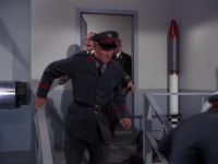 Out. Out. Everybody out. Out. - What's happening, major?- No time for ...