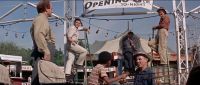 - You got a big man here, boy.- He's a Compson, that's Mr. Benjamin ...
