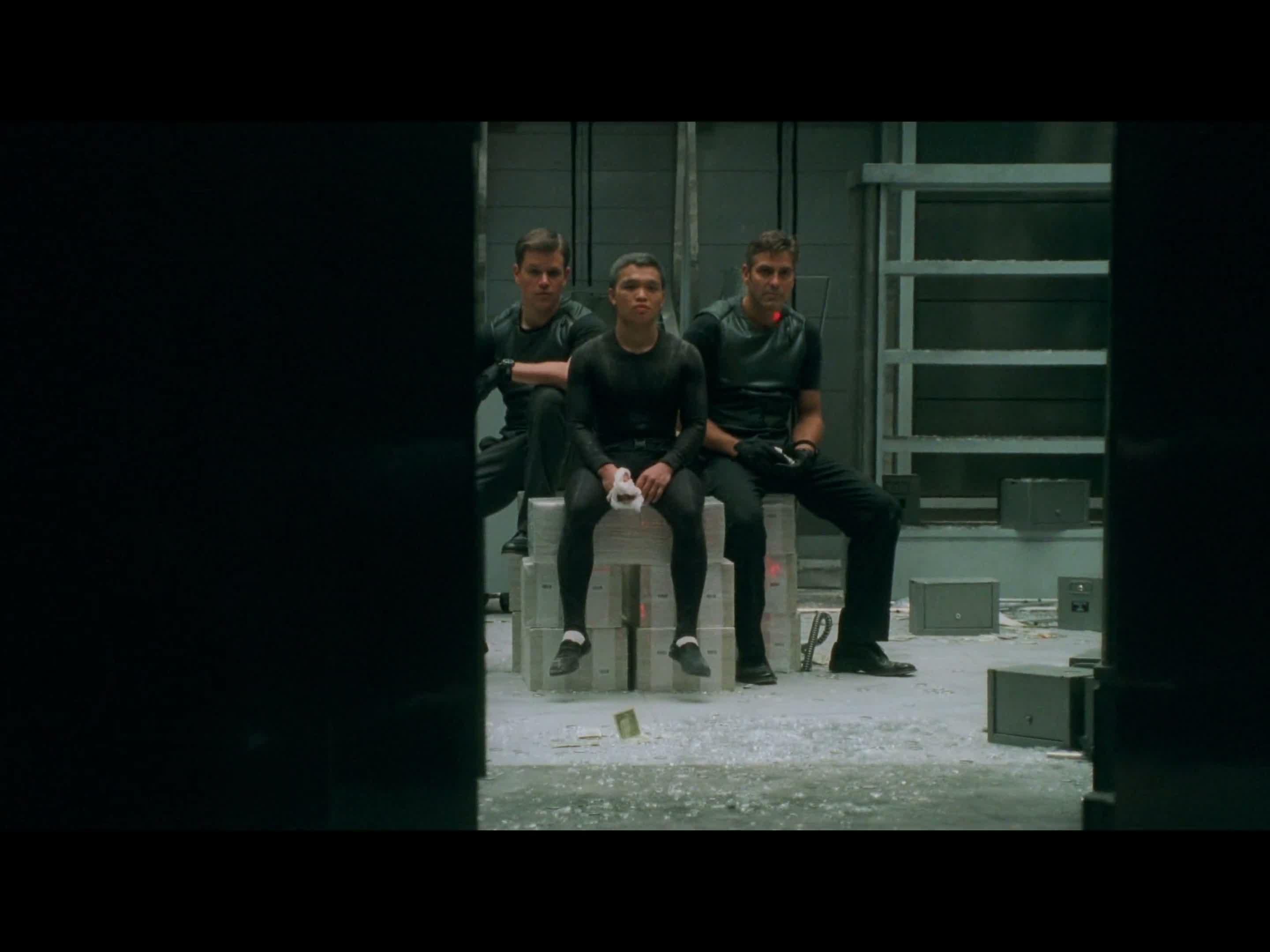 REACHINGELEVATOR DOORS NOW. WE HAVE TWO GUARDS FOUND UNCONSCIOUS. WAIT ...
