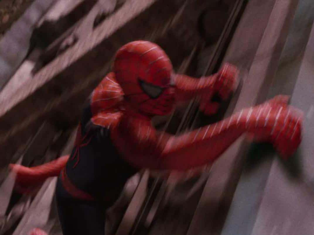 Hang on! - Spider Man 2 | Clip.Cafe