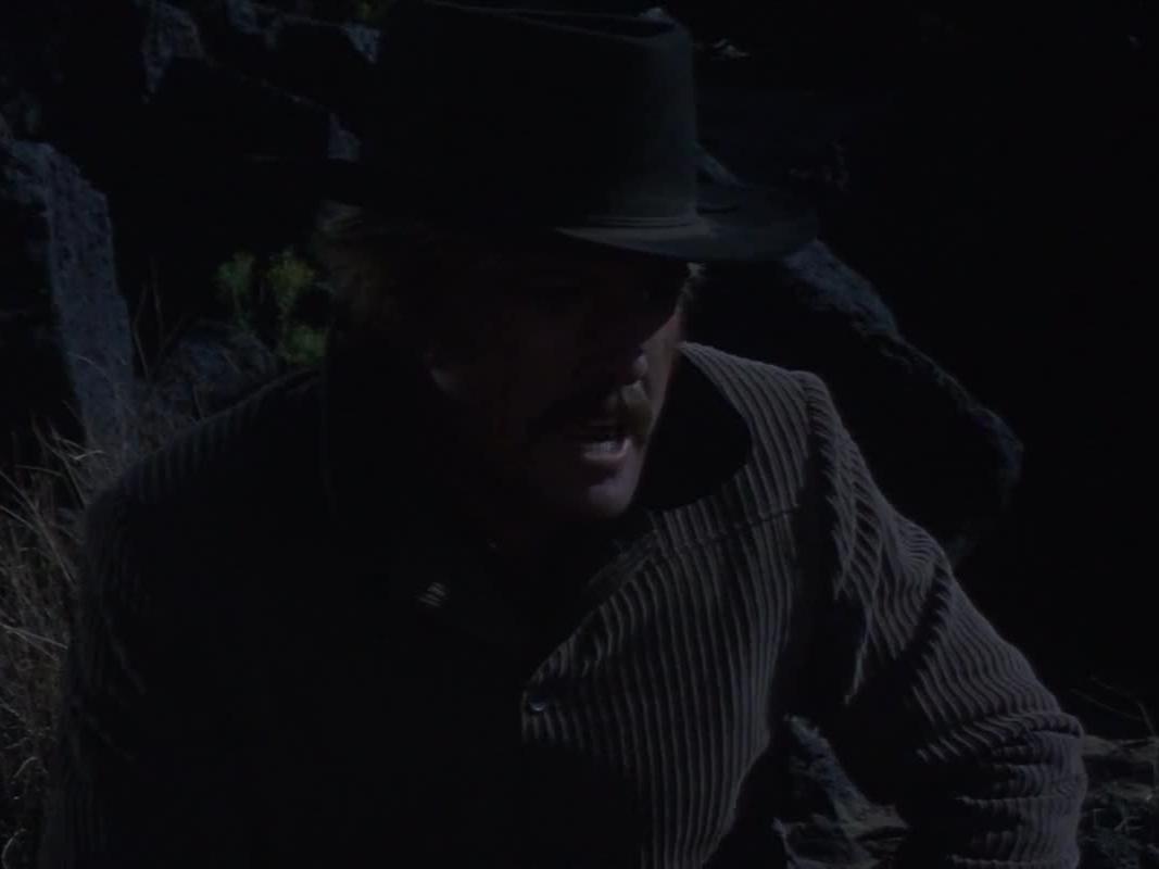 Dammit! They're not goin' for it. Who are those guys? l don't know. - I ...