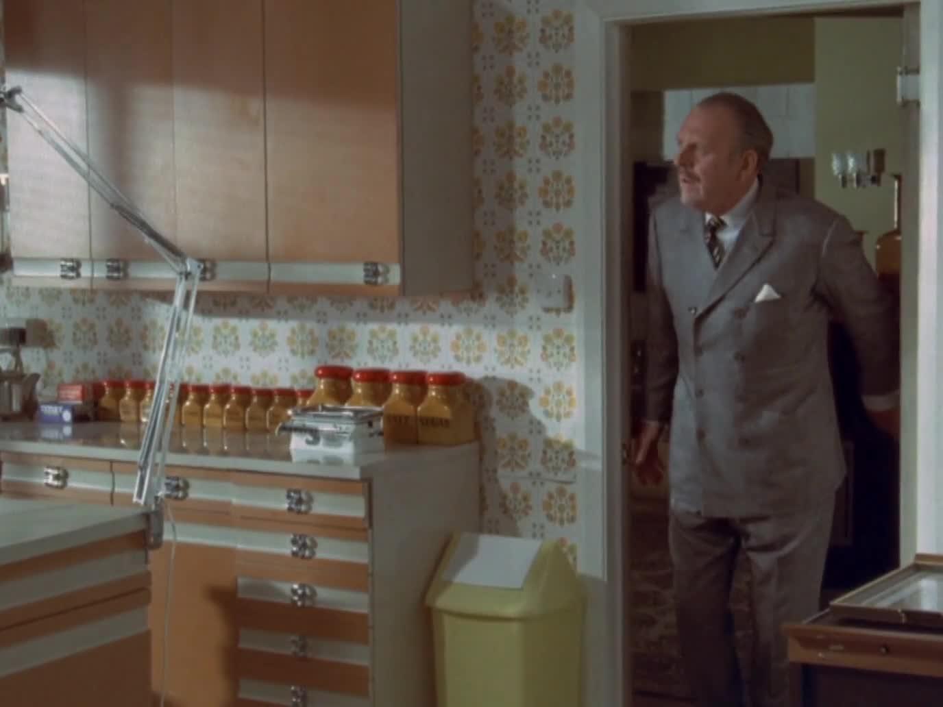 Eleanor? Good morning, darling. - Did you do all this?- Last night. How ...