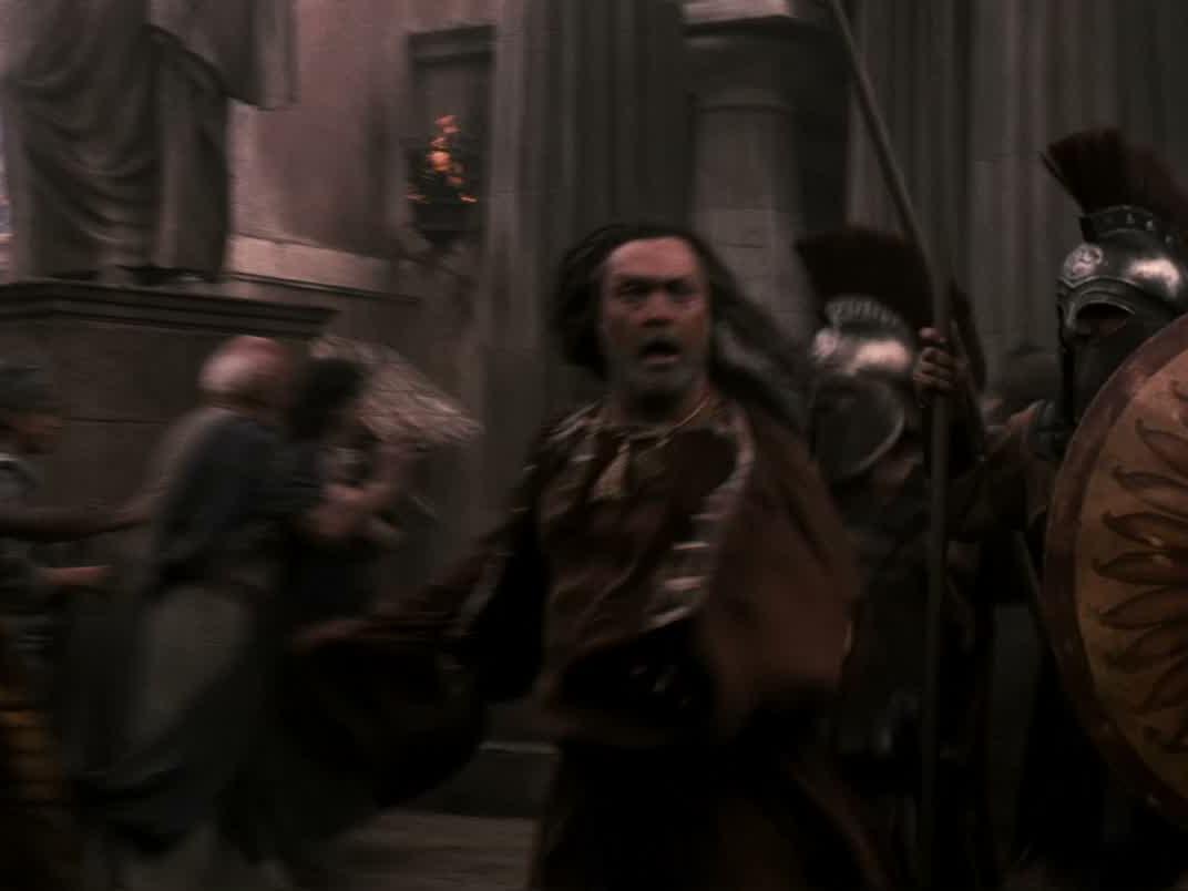 Hades, we sacrifice our princess in your name. It comes, brothers and ...