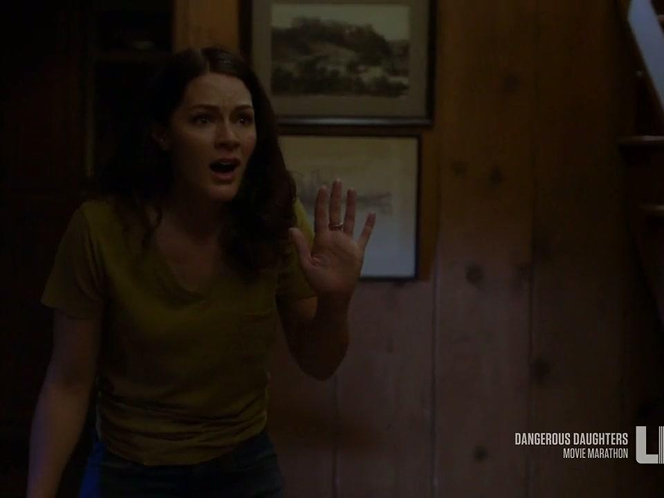 'I just wanna talk.Just give me five seconds.' 'Open the window,I'll ...
