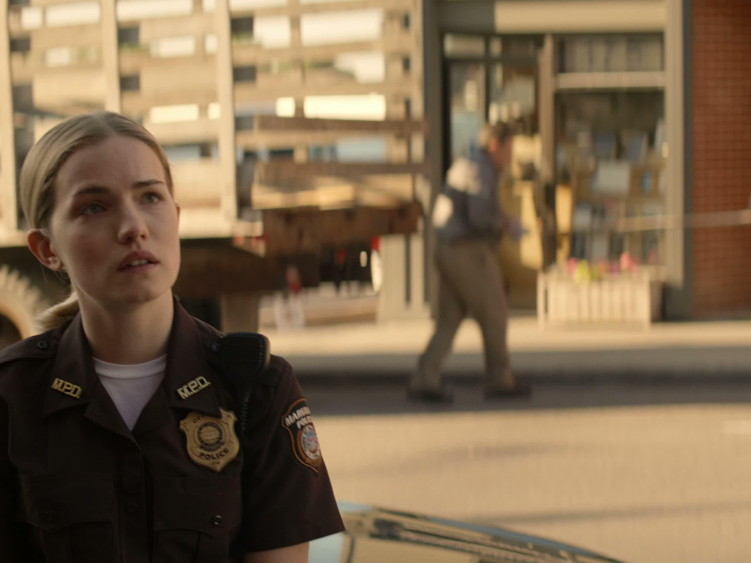 Molly Beth died 'cause she caredabout a Reacher. - Reacher | Clip.Cafe