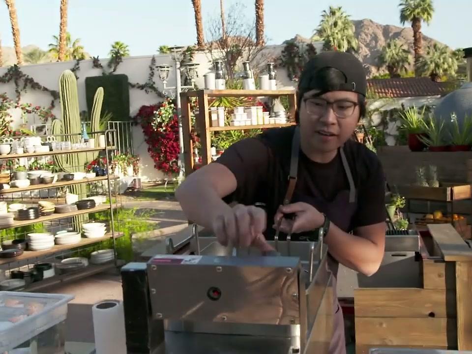 Oh, and that's likeperfectly toasted. - Chopped Next Gen | Clip.Cafe