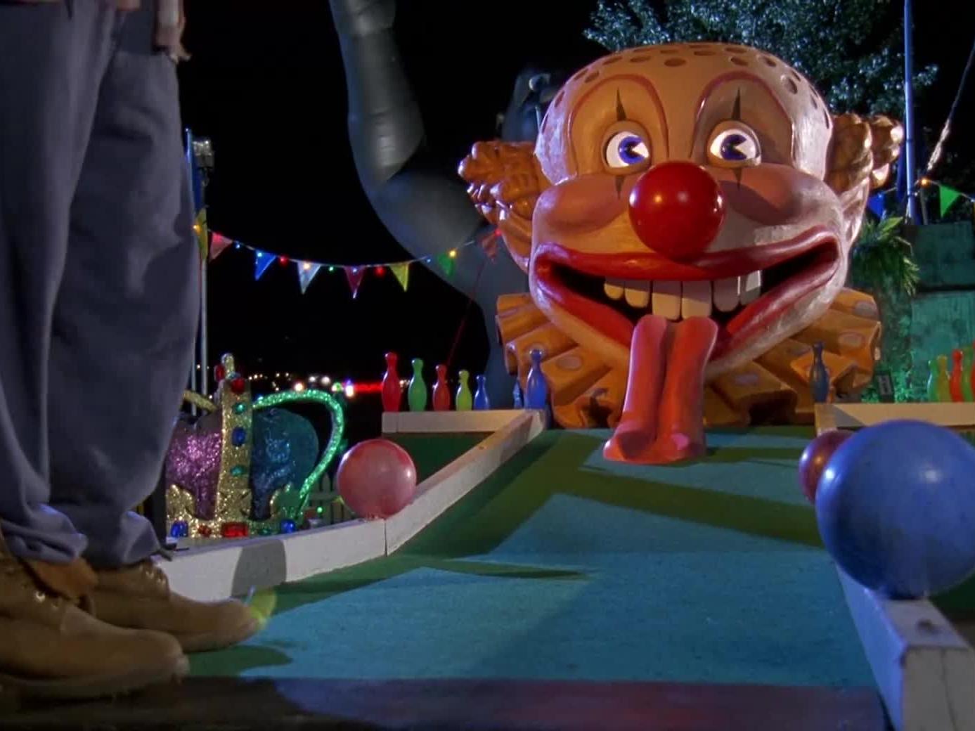 You're gonna die, clown! - Happy Gilmore | Clip.Cafe