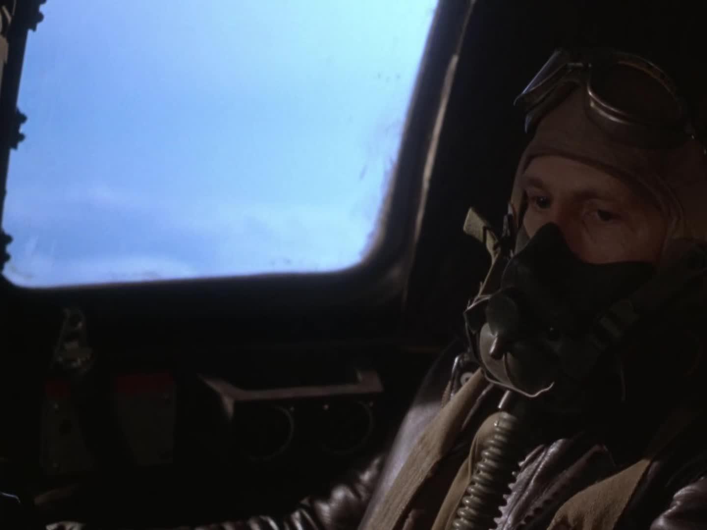 Pre-drop checklist complete. Ten, nine... ...eight, seven, six ...