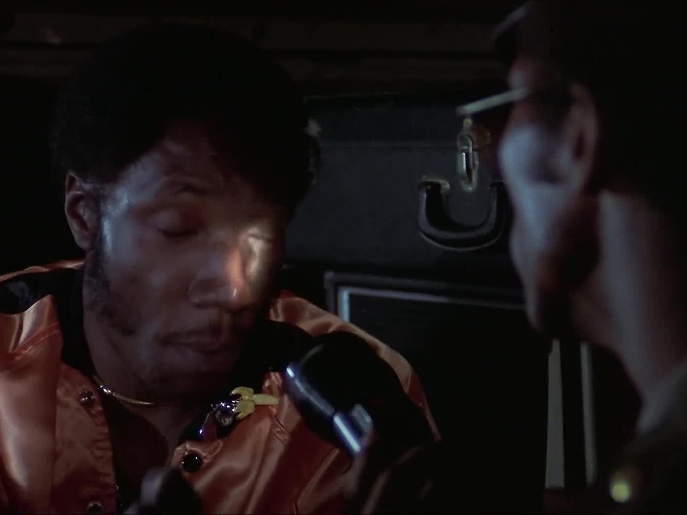 "Say, brother, you got the wrong idea. I'm workin' for the Commodores ...