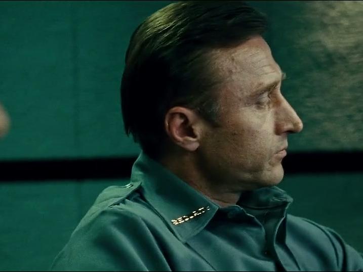Stuart St. John is clear.Unlock the elevator. - Taken | Clip.Cafe