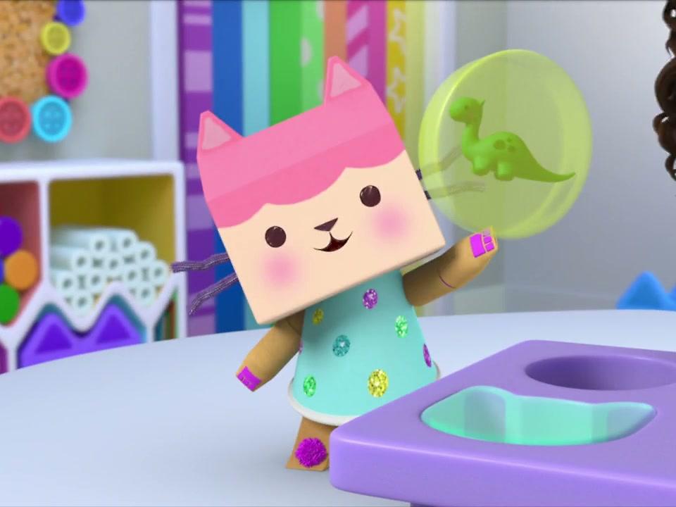 Ta-da! Dinosaur egg! - Gabby's Dollhouse | Clip.Cafe