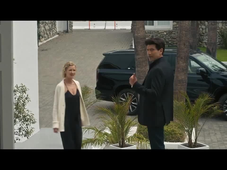 "- Where is he?- He's on the beach. He's pretty shaken up." - American ...