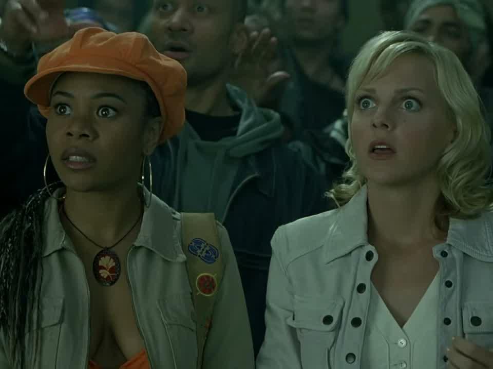 You guys feelin' me? In the hood? - Scary Movie 3 | Clip.Cafe